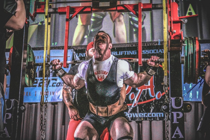 Different Forms for Bodybuilding and Powerlifting Exercises - Power ...